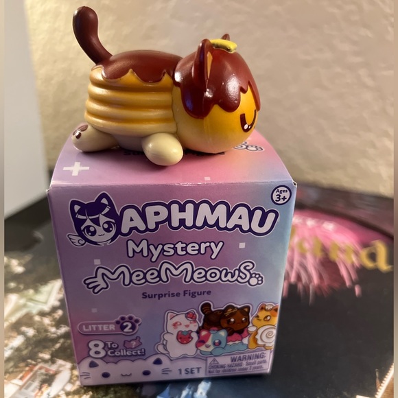 Bonkers | Toys | Soldnib Aphmau Meemeows Suprise Figure Pancake Cat ...